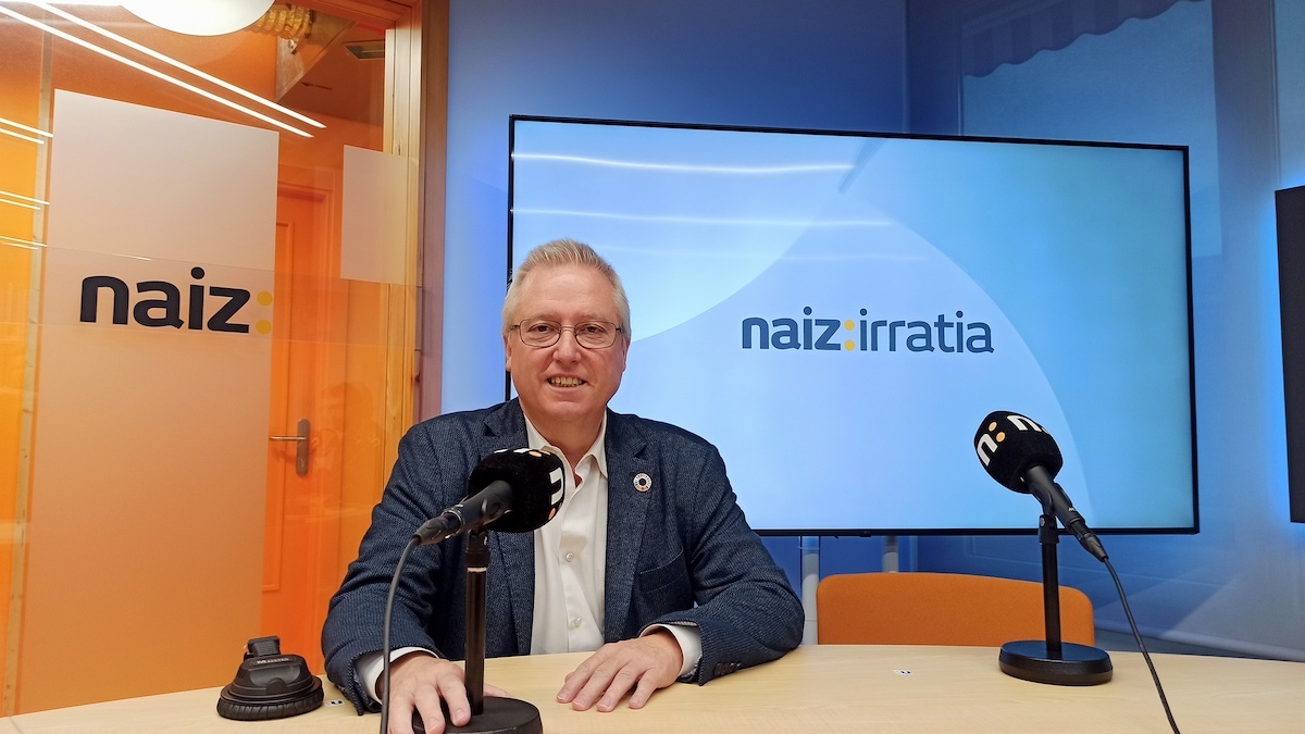 «Identitate abenturak egiteko beste alderdi batzuk daude, PSE ez dago ...